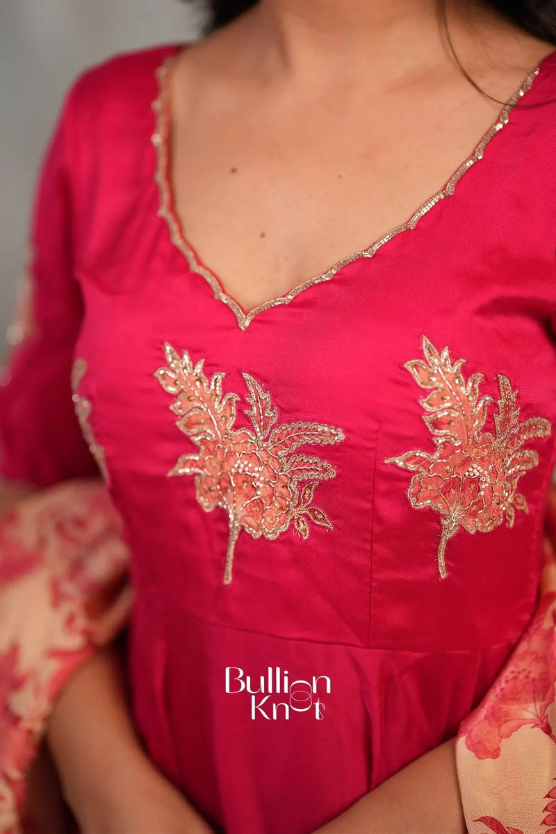 Latest Indian Outfits for Women | Party Ethic Wear Ethnic Dresses