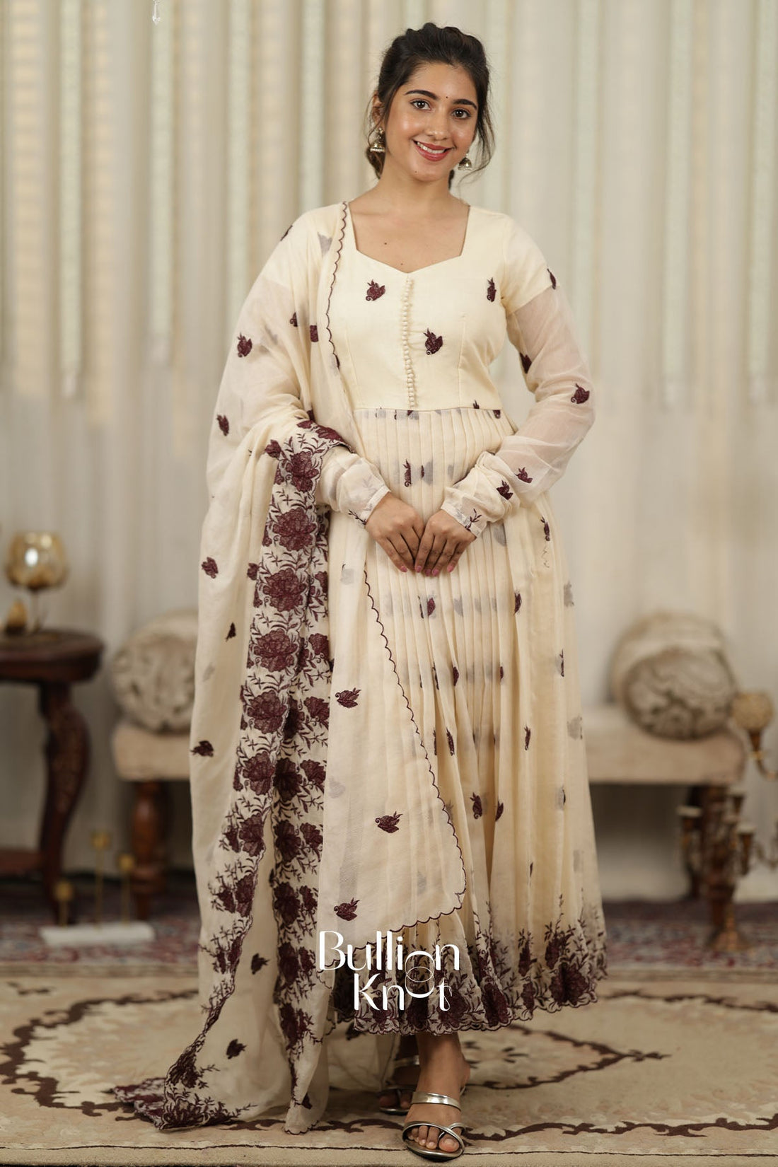 Latest Indian Outfits for Women | Party Ethic Wear Ethnic Dresses