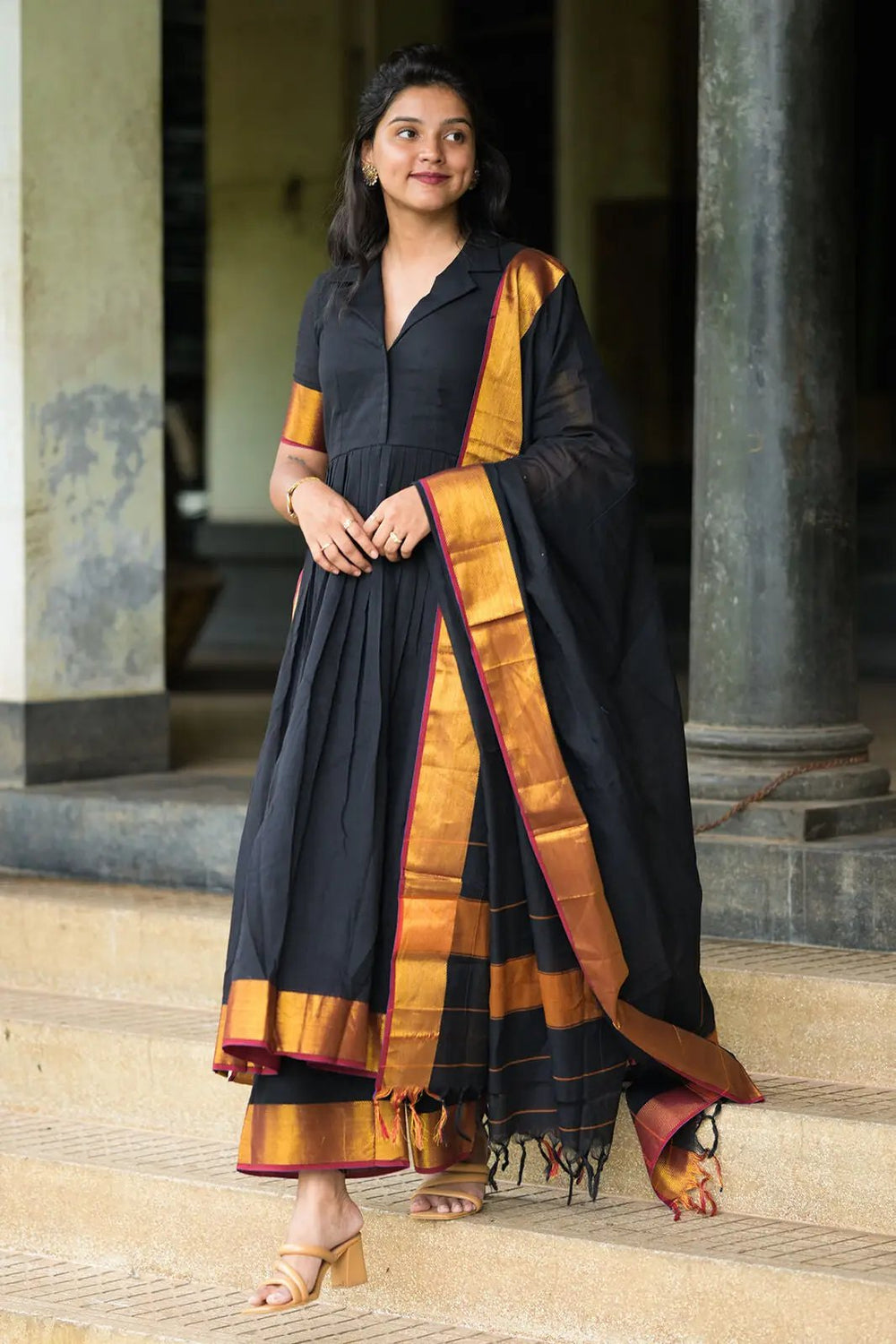 Malini Handloom Suit Set- Black Outfit Set | Office Wear Comfort
